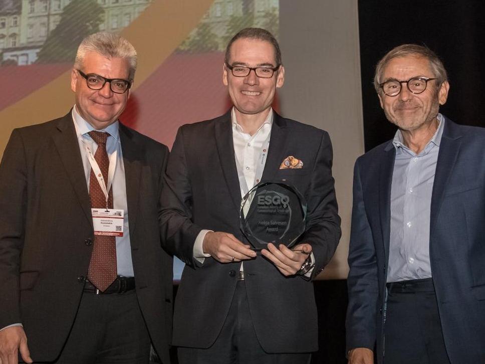 Le prix Helga Salvesen décerné au Pr George Coukos